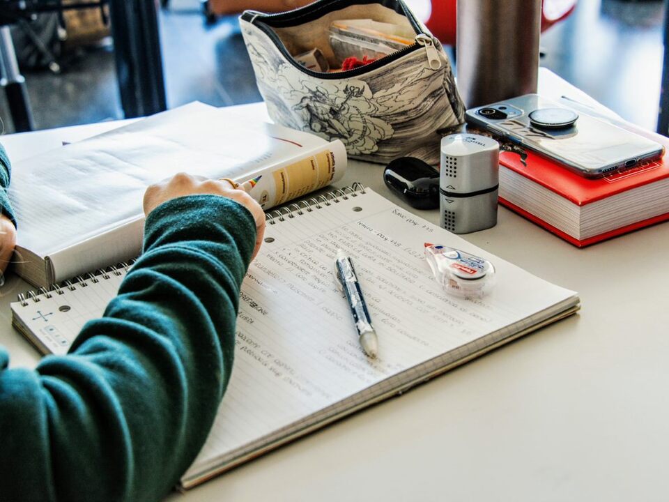 Wahl des richtigen Schulbuchs entscheidend für Lernerfolg – Südtirol News