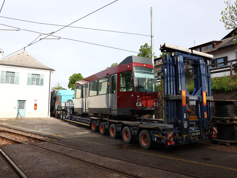 Frischer Wind auf Schienen: Rittner Bahn erhält neue Fahrzeuge ...